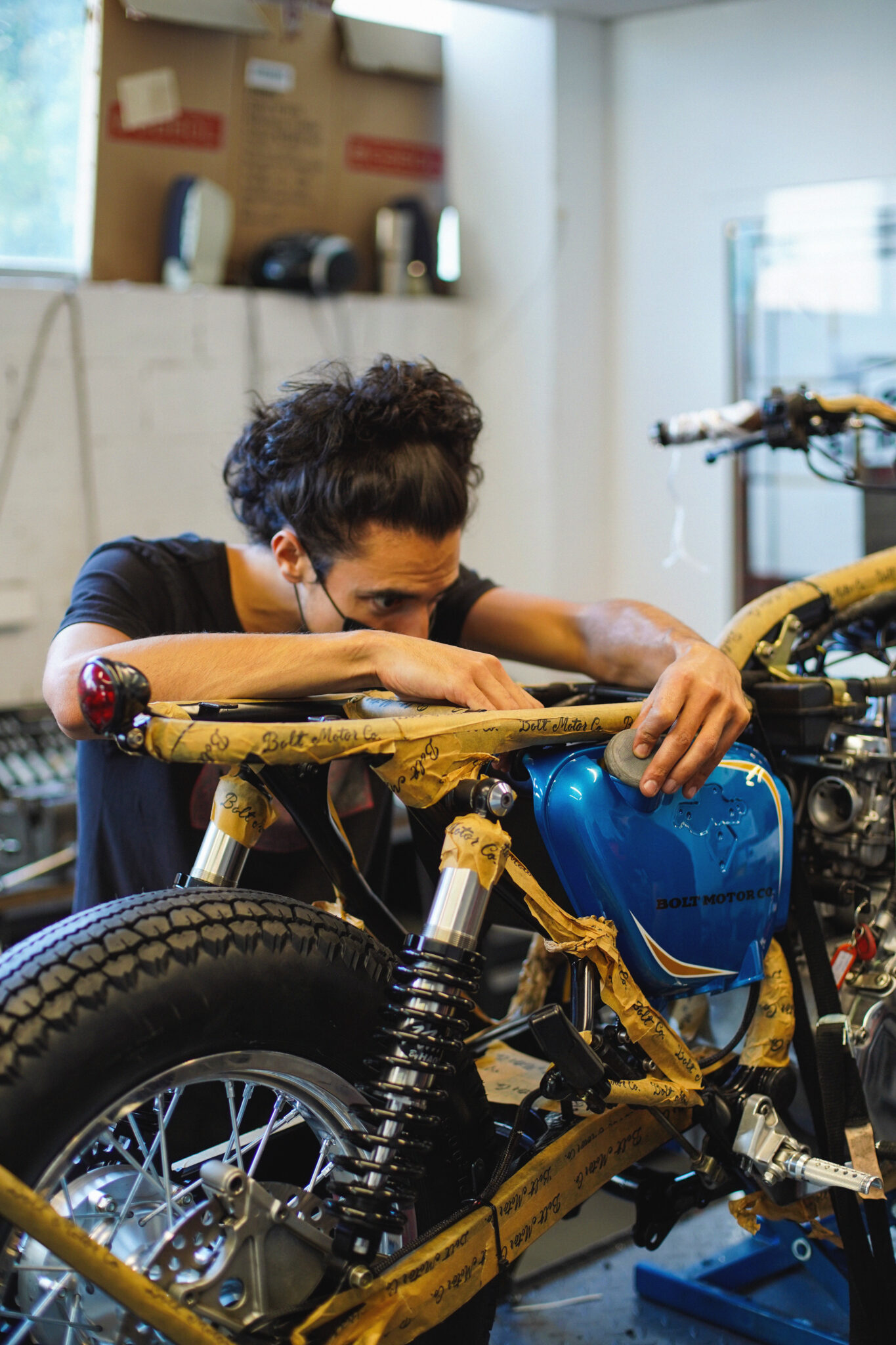 Bolt Motor Company - Custom Cars & Cafe Racer - Valencia